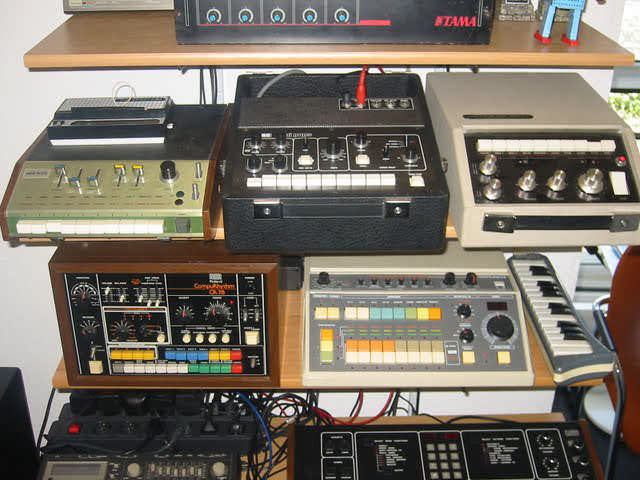 Synth Heaven #2: Synthesizer Studio Hamburg - ICON