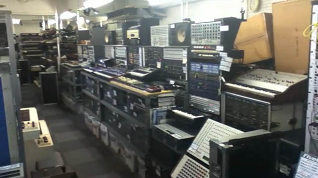 シンセ・マニアの聖地、Five G - ICON