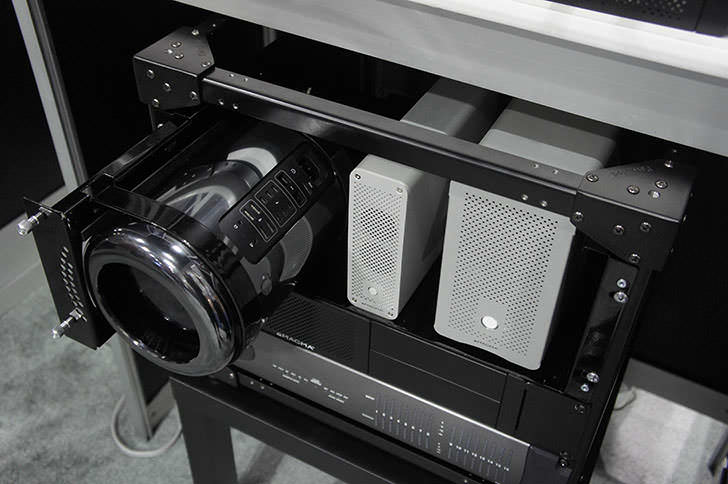 AES 2014: Magma、新型Mac ProとThunderbolt拡張シャーシのラックマウント・キットを今月発売 - ICON