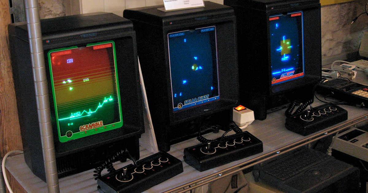 Vectrex／光速船のCPUをラズパイに置き換える「PiTrex」が登場…… Vectrexを“ベクタースキャン・コンピューター”として再生 ...